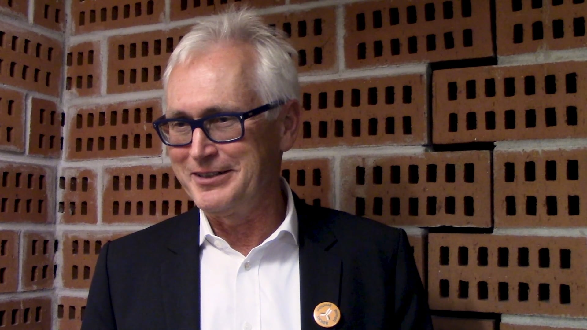 Univ.-Prof. Dr. Bernhard Schwarz